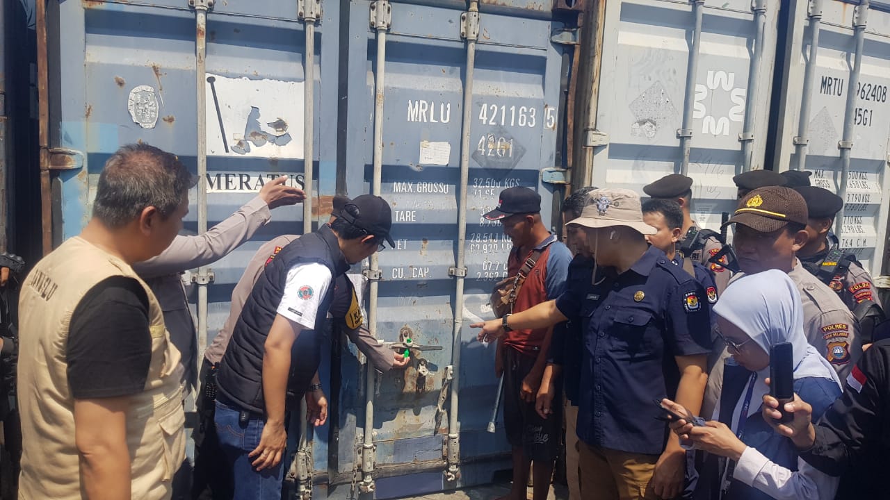Polda Sulsel Kawal Pendistribusian Surat Suara 18 Kabupaten di Sulsel ... Polda Sulsel Kawal Pendistribusian Surat Suara 18 Kabupaten di Sulsel ...